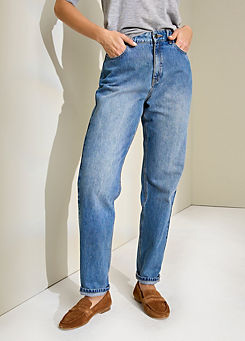 Stylish Clothing for Women in Size 22 | Curvissa