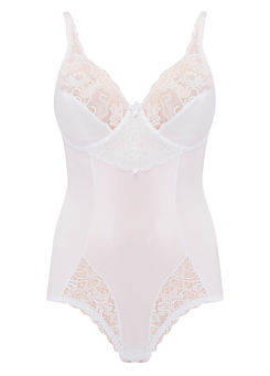 Pour Moi Lingerie | Womens Plus Size Lingerie | Curvissa