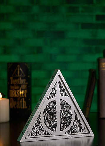Warner Bros Dark Arts Triangle - Deathly Hallows by Harry Potter | Curvissa