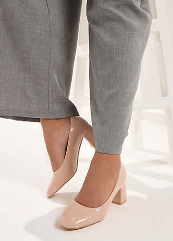 Yours Faux Leather Block Heel Court Shoes In Extra Wide EEE Fit | Curvissa